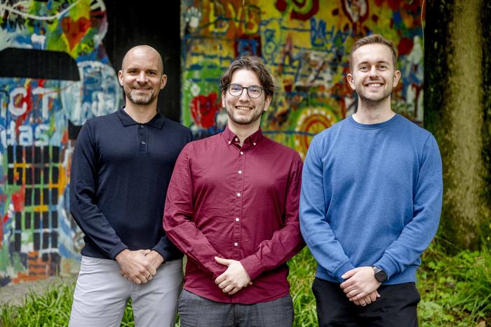 Why Seeing a Candidate Lose Late Makes Us Suspect Fraud - ScienceBlog.com