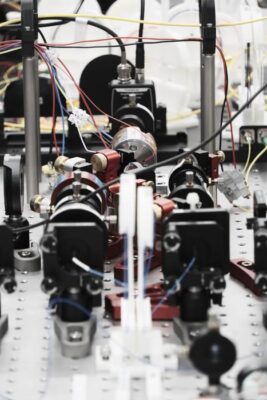 Quantum Entanglement Slashes Learning Time From Millions of Years to ...